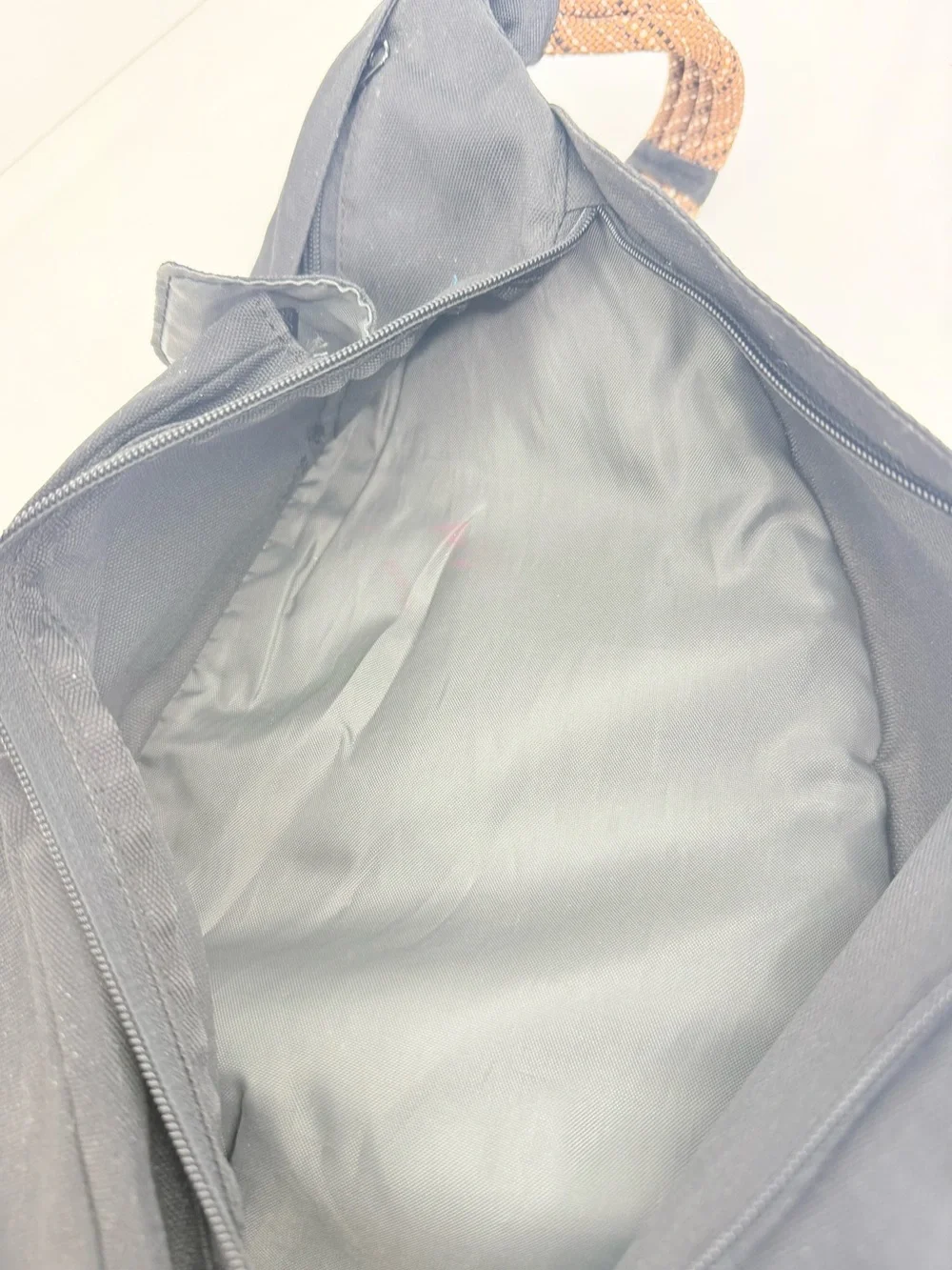 Kavu | Bags | Kavu Black Nylon Multi Pocket Rope Strap Sling Bag | Poshmark